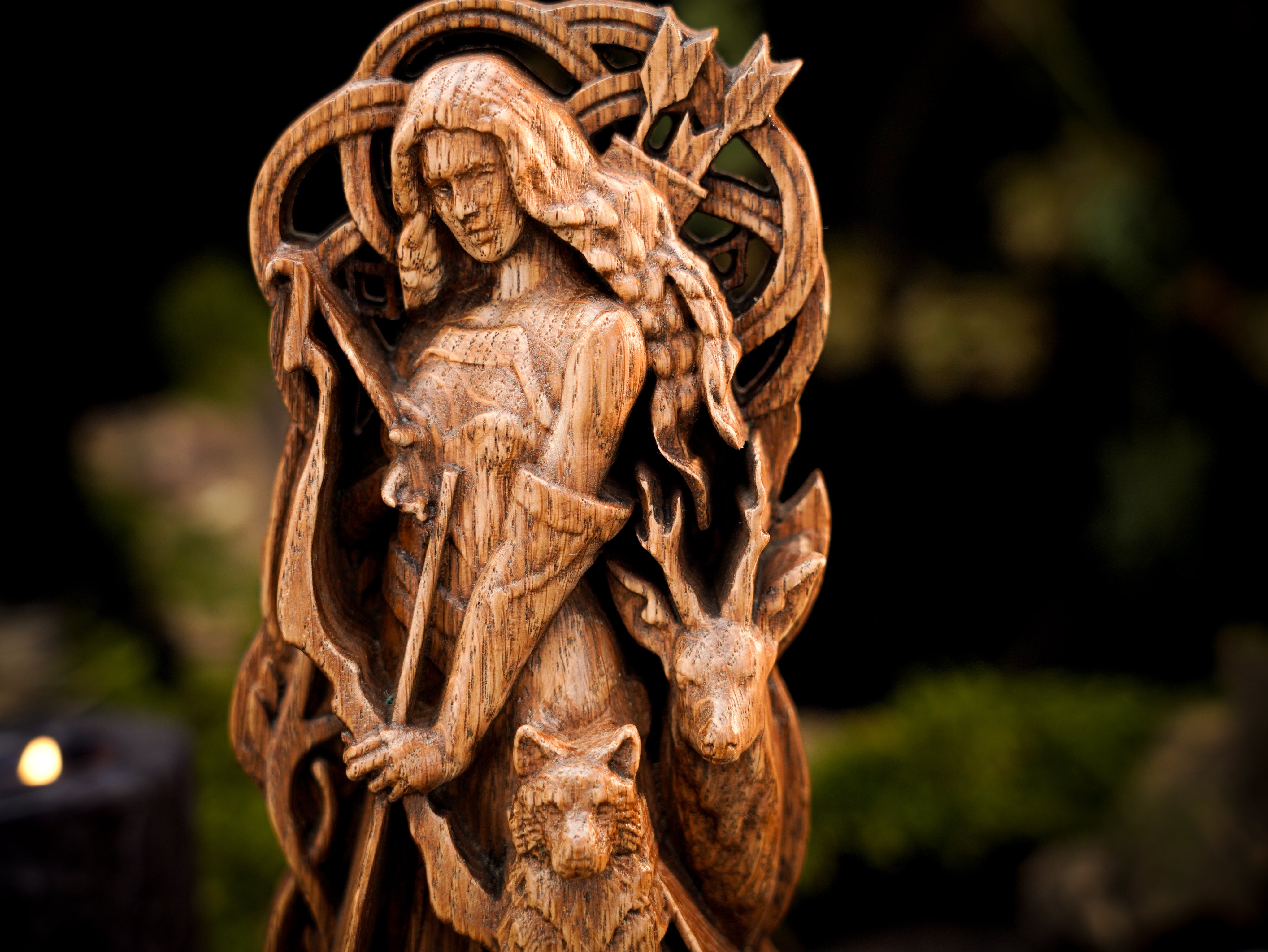Skadi wooden statue, Skadi goddess figurine – Valhallaworld