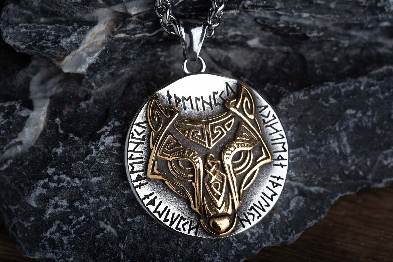 Fenrir necklace • 5-7 days delivery guarantee – Valhallaworld
