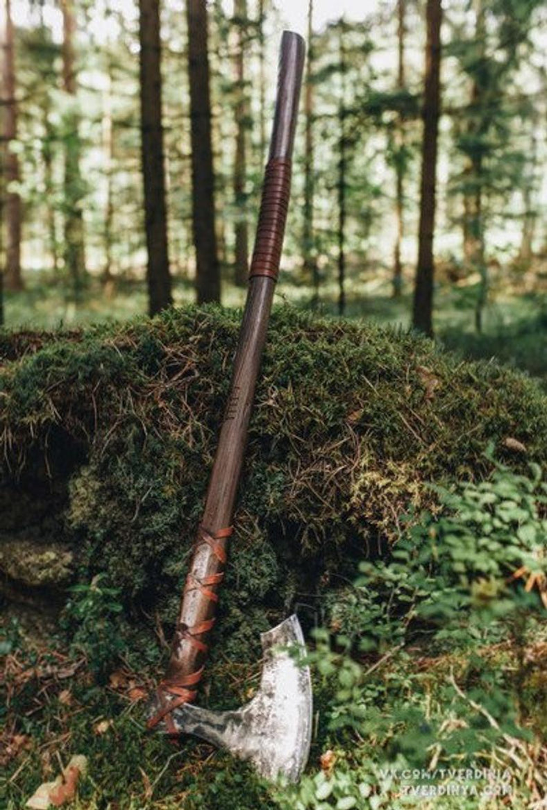 Double sided battle axe │Authentic Viking axes! – Valhallaworld